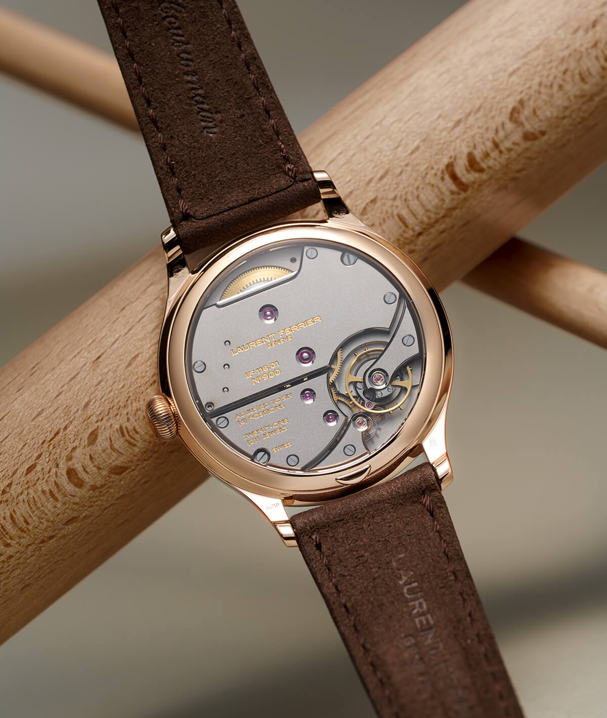 Classic Origin – Beige – Laurent Ferrier